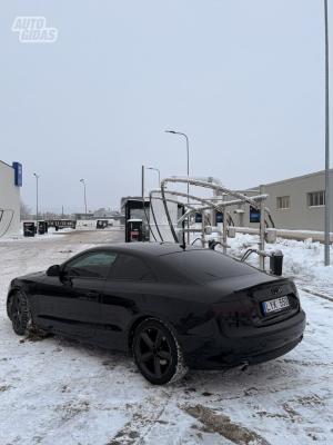 Black Audi A5 2008 in Kelme, with an engine capacity of 2.70 L and mileage of 265 thousand km for 6900 €, photo 2 on AUTOMOTO.COM.LV