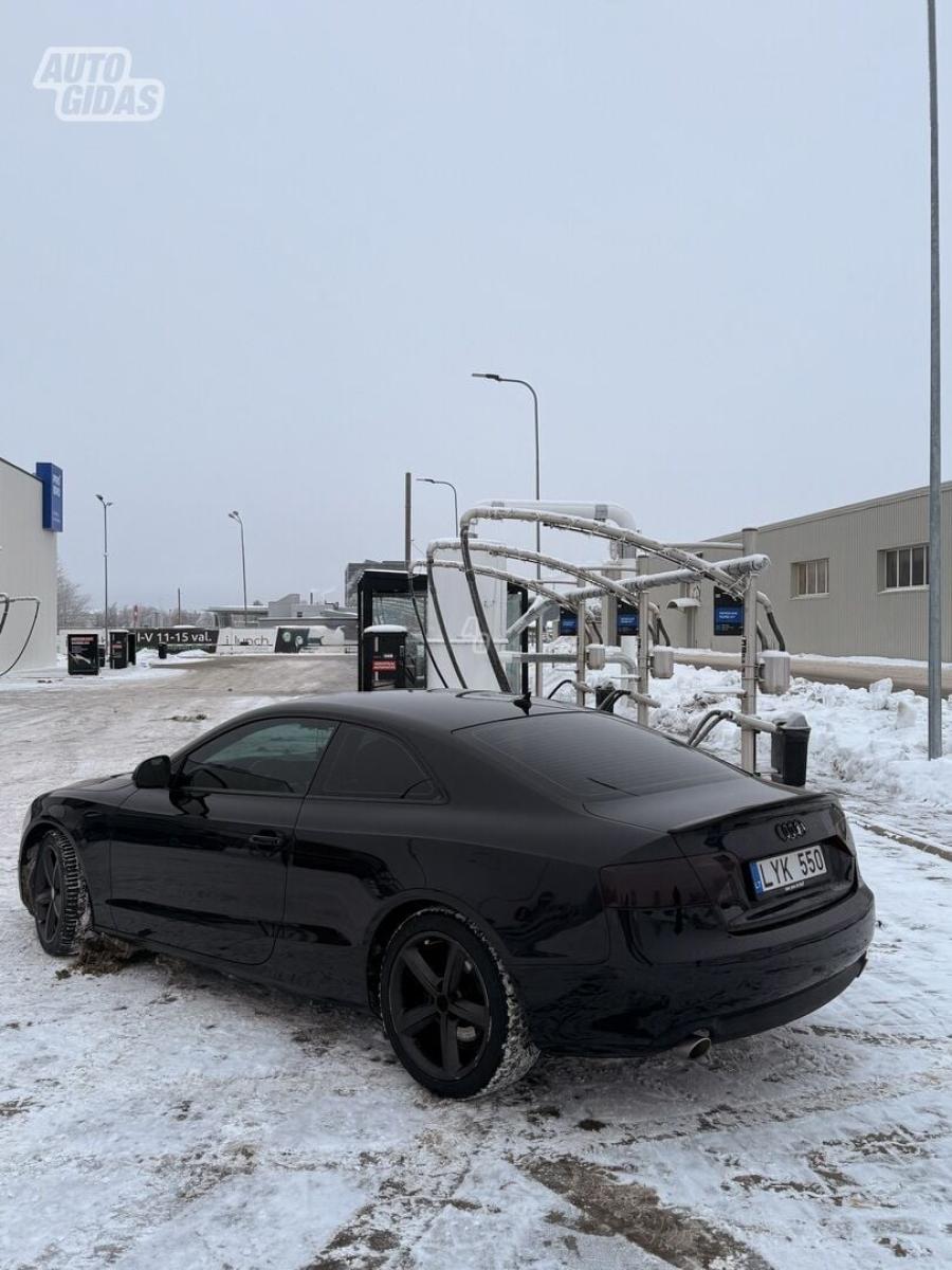 Black Audi A5 2008 in Kelme, with an engine capacity of 2.70 L and mileage of 265 thousand km for 6900 €, photo 2 on AUTOMOTO.COM.LV