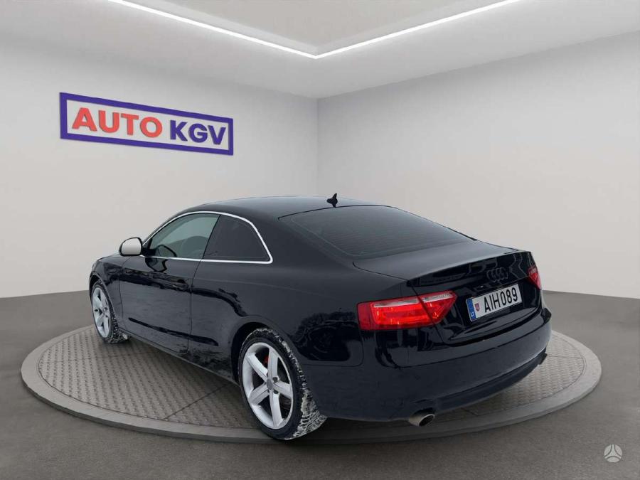 Melns Audi A5 2008 Kauņa, ar dzinēja tilpumu 2.70 L un nobraukumu 287 tūkst. km par 6799 €, foto 4 vietnē AUTOMOTO.COM.LV