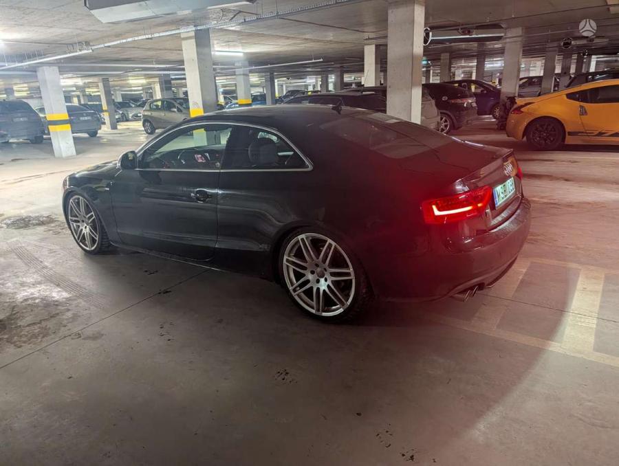Melns Audi A5 2008 Viļņa, ar dzinēja tilpumu 2.70 L un nobraukumu 224 tūkst. km par 6600 €, foto 6 vietnē AUTOMOTO.COM.LV