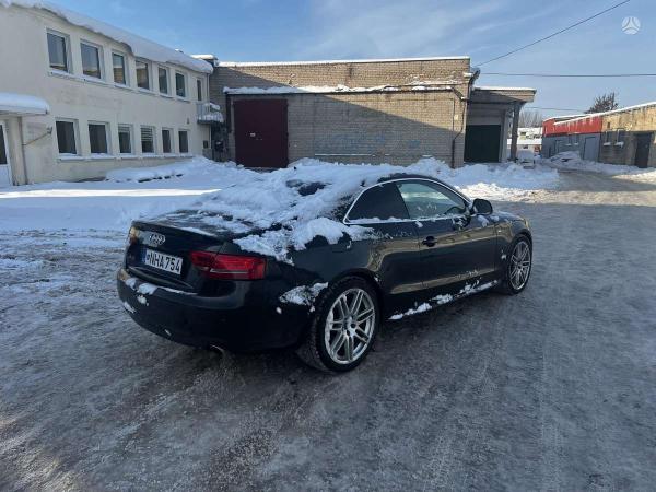 Black Audi A5 2008 in Gargzdai, with an engine capacity of 2.70 L and mileage of 207 thousand km for 2650 €, photo 4 on AUTOMOTO.COM.LV
