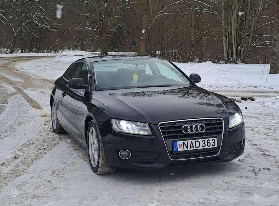 Black Audi A5 2008 in Kaunas, with an engine capacity of 2.70 L and mileage of 348 thousand km for 4300 €, photo 4 on AUTOMOTO.COM.LV
