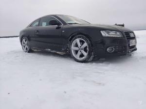 Melns Audi A5 2008 Jonava, ar dzinēja tilpumu 2.97 L un nobraukumu 400 tūkst. km par 5980 €, foto  vietnē AUTOMOTO.COM.LV