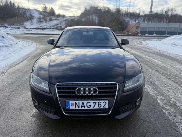 Black Audi A5 2008 in Vilnius, with an engine capacity of 2.70 L and mileage of 292 thousand km for 5200 €, photo 2 on AUTOMOTO.COM.LV
