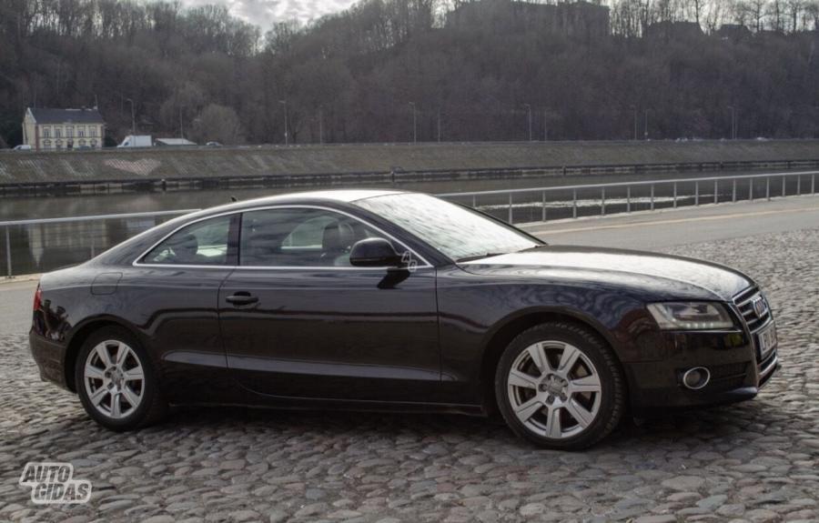 Black Audi A5 2008 in Jonava, with an engine capacity of 2.70 L and mileage of 310 thousand km for 5300 €, photo 5 on AUTOMOTO.COM.LV