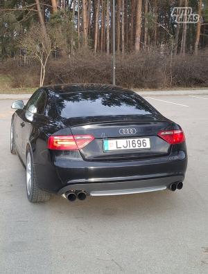Black Audi A5 2008 in Kaunas, with an engine capacity of 2.70 L and mileage of 354 thousand km for 4999 €, photo 14 on AUTOMOTO.COM.LV