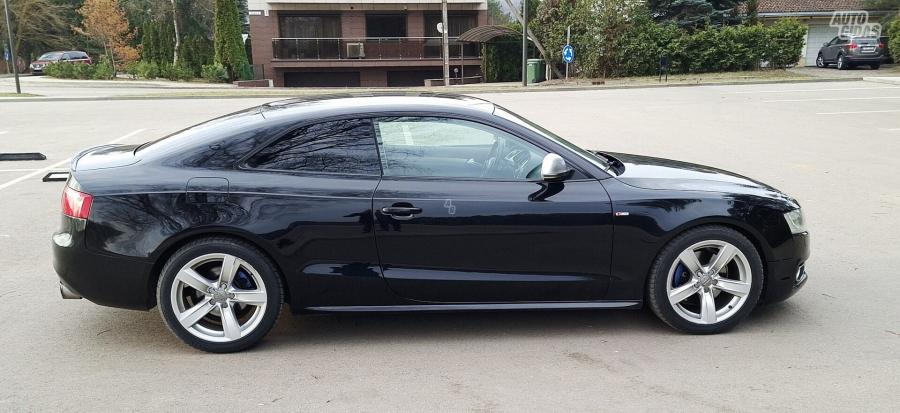 Black Audi A5 2008 in Kaunas, with an engine capacity of 2.70 L and mileage of 354 thousand km for 4999 €, photo 16 on AUTOMOTO.COM.LV