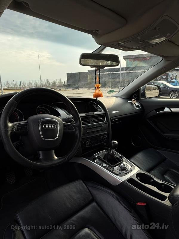 Melns Audi A5 2008 Tallina, ar dzinēja tilpumu 3.00 L un nobraukumu 275 tūkst. km par 8500 €, foto 7 vietnē AUTOMOTO.COM.LV