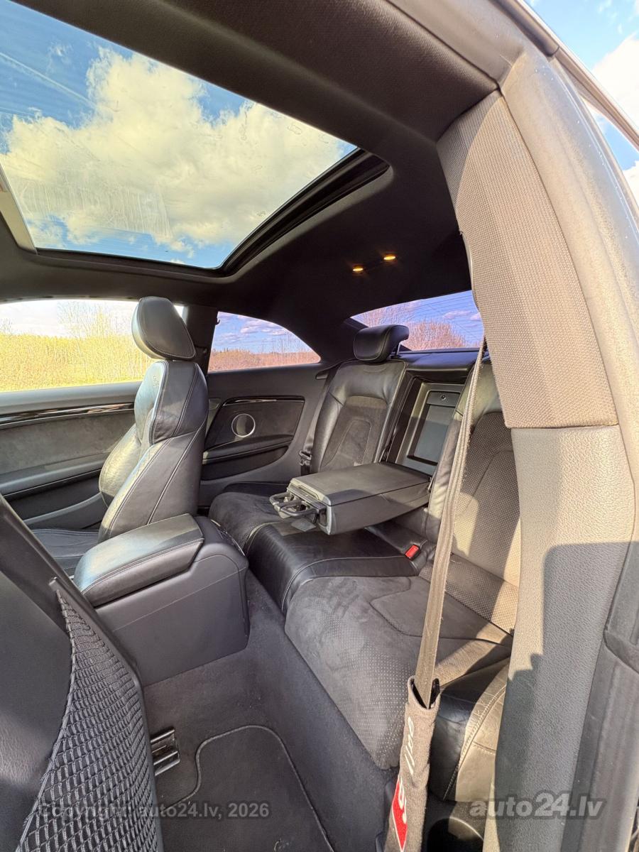 Melns Audi A5 2008 Tallina, ar dzinēja tilpumu 3.00 L un nobraukumu 253 tūkst. km par 8500 €, foto 8 vietnē AUTOMOTO.COM.LV