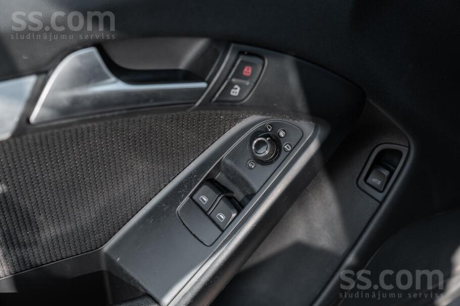 Black Audi A5 2008 in Riga, with an engine capacity of 2.70 L and mileage of 269 thousand km for 5650 €, photo 12 on AUTOMOTO.COM.LV
