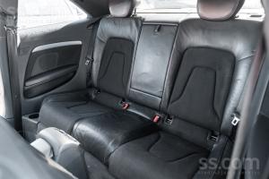 Black Audi A5 2008 in Riga, with an engine capacity of 2.70 L and mileage of 269 thousand km for 5650 €, photo 16 on AUTOMOTO.COM.LV