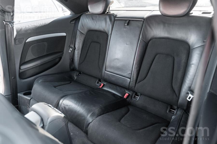 Black Audi A5 2008 in Riga, with an engine capacity of 2.70 L and mileage of 269 thousand km for 5650 €, photo 16 on AUTOMOTO.COM.LV
