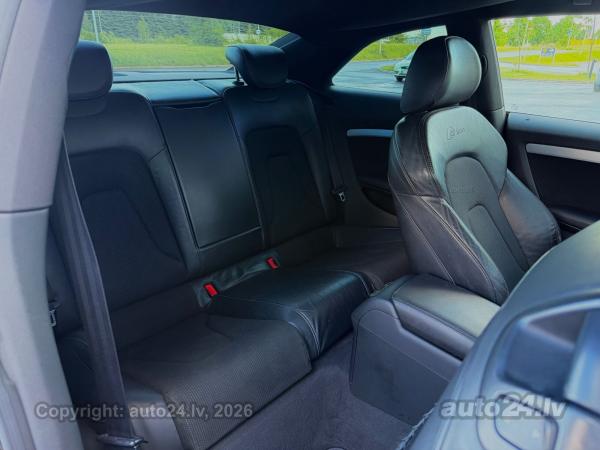 Melns Audi A5 2008 Tartu, ar dzinēja tilpumu 2.70 L un nobraukumu 320 tūkst. km par 4999 €, foto 10 vietnē AUTOMOTO.COM.LV