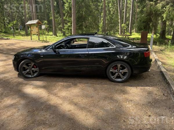 Black Audi A5 2008 in Valmiera, with an engine capacity of 2.70 L and mileage of 303 thousand km for 5100 €, photo 1 on AUTOMOTO.COM.LV