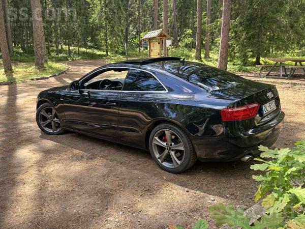 Melns Audi A5 2008 Valmiera, ar dzinēja tilpumu 2.70 L un nobraukumu 303 tūkst. km par 4700 €, foto 3 vietnē AUTOMOTO.COM.LV