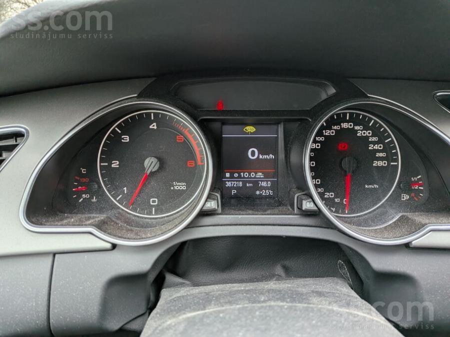 Black Audi A5 2008 in Riga, with an engine capacity of 3.00 L and mileage of 368 thousand km for 7000 €, photo 6 on AUTOMOTO.COM.LV