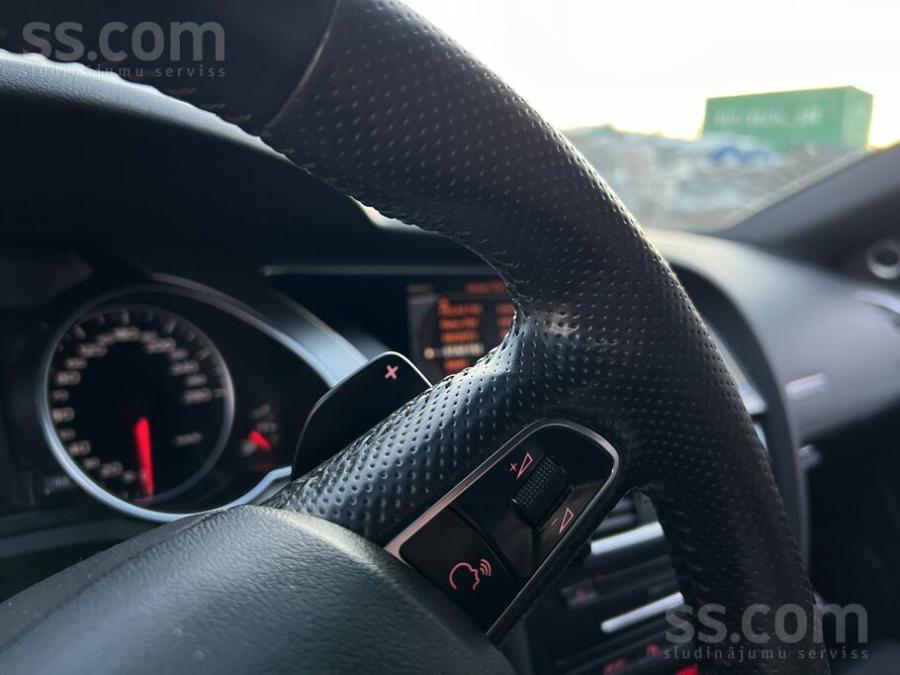 Melns Audi A5 2008 Rīga, ar dzinēja tilpumu 3.00 L un nobraukumu 369 tūkst. km par 6900 €, foto 17 vietnē AUTOMOTO.COM.LV