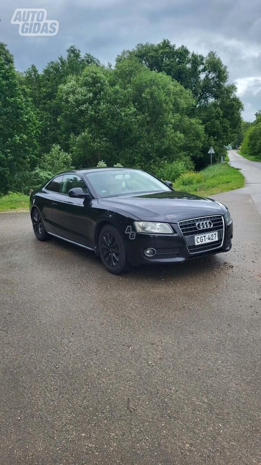 Black Audi A5 2008 in Radviliskis, with an engine capacity of 2.00 L and mileage of 260 thousand km for 2900 €, photo 1 on AUTOMOTO.COM.LV