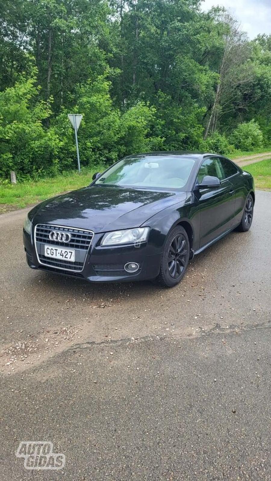 Black Audi A5 2008 in Radviliskis, with an engine capacity of 2.00 L and mileage of 260 thousand km for 2900 €, photo 3 on AUTOMOTO.COM.LV