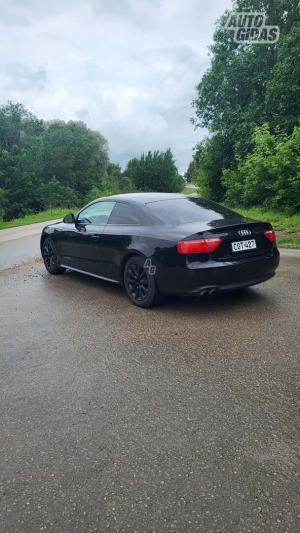 Black Audi A5 2008 in Radviliskis, with an engine capacity of 2.00 L and mileage of 260 thousand km for 2900 €, photo 5 on AUTOMOTO.COM.LV