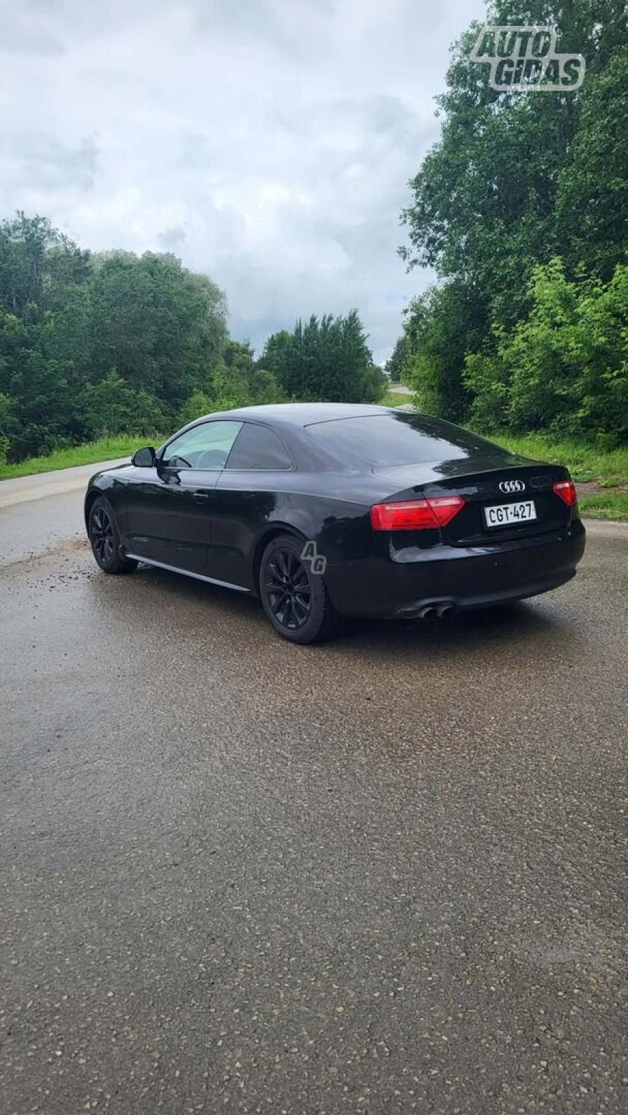 Black Audi A5 2008 in Radviliskis, with an engine capacity of 2.00 L and mileage of 260 thousand km for 2900 €, photo 5 on AUTOMOTO.COM.LV
