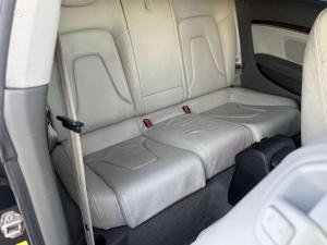 Черный Ауди А5 2008 в Вильнюс, объемом двигателя 2.97 л и пробегом 390 тыс. км за 4000 €, фото 13 на AUTOMOTO.COM.LV