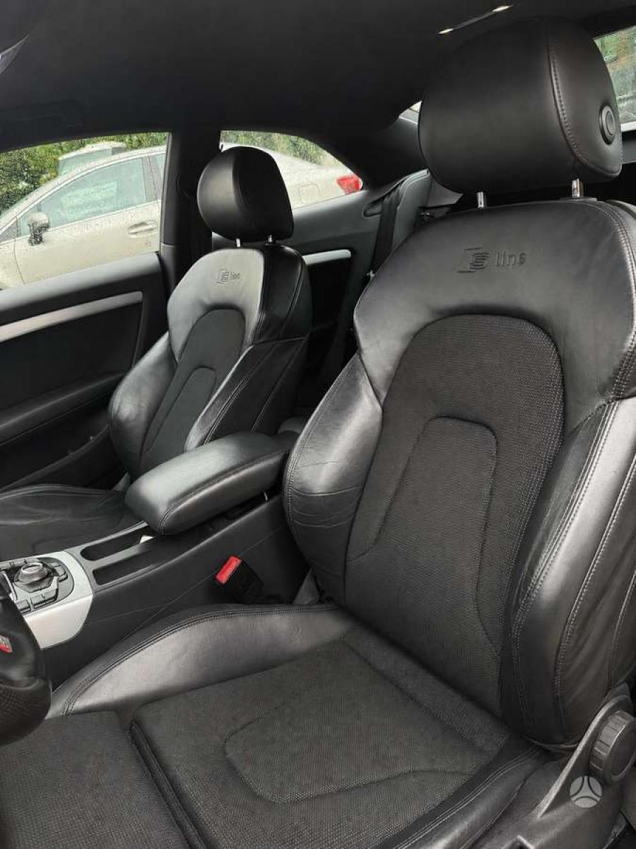 Black Audi A5 2008 in Vilnius, with an engine capacity of 2.70 L and mileage of 231 thousand km for 6300 €, photo 8 on AUTOMOTO.COM.LV