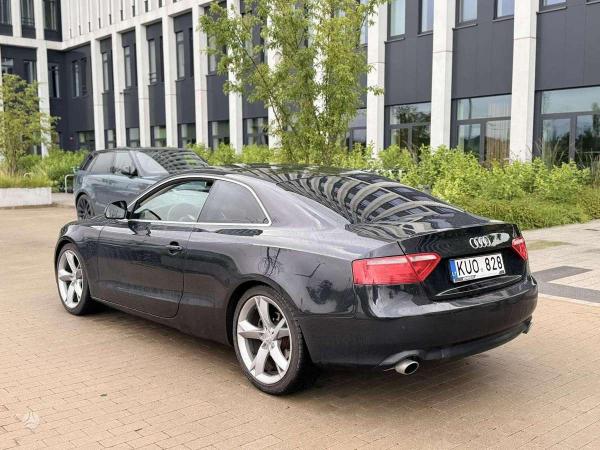 Melns Audi A5 2008 Viļņa, ar dzinēja tilpumu 2.70 L un nobraukumu 290 tūkst. km par 3350 €, foto 6 vietnē AUTOMOTO.COM.LV