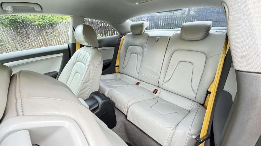Melns Audi A5 2008 Viļņa, ar dzinēja tilpumu 2.97 L un nobraukumu 288 tūkst. km par 2900 €, foto 9 vietnē AUTOMOTO.COM.LV