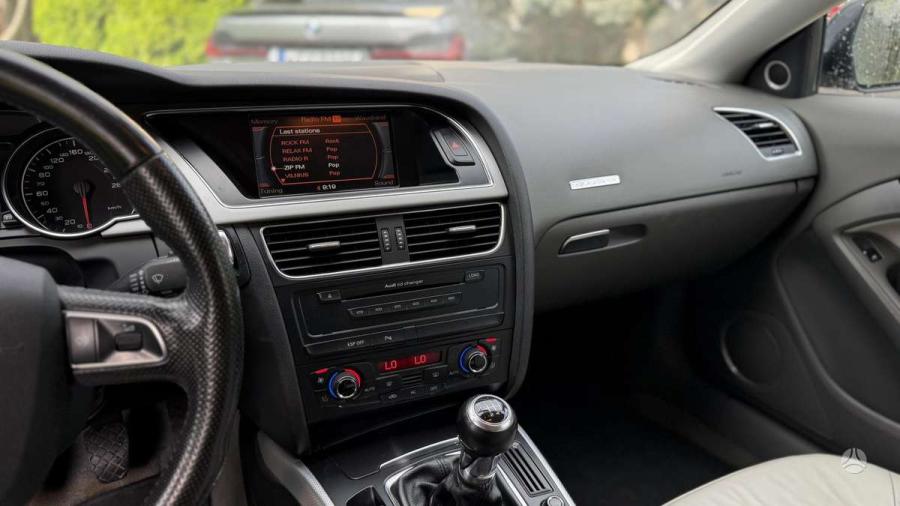 Melns Audi A5 2008 Viļņa, ar dzinēja tilpumu 2.97 L un nobraukumu 288 tūkst. km par 2900 €, foto 12 vietnē AUTOMOTO.COM.LV