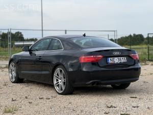 Melns Audi A5 2008 Valmiera, ar dzinēja tilpumu 2.00 L un nobraukumu 180 tūkst. km par 5490 €, foto 12 vietnē AUTOMOTO.COM.LV
