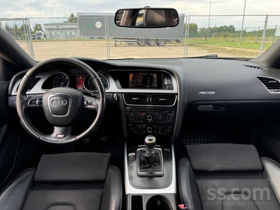 Melns Audi A5 2008 Valmiera, ar dzinēja tilpumu 2.00 L un nobraukumu 180 tūkst. km par 5490 €, foto 16 vietnē AUTOMOTO.COM.LV
