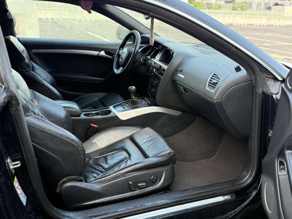 Melns Audi A5 2008 Viļņa, ar dzinēja tilpumu 1.80 L un nobraukumu 304 tūkst. km par 2950 €, foto 10 vietnē AUTOMOTO.COM.LV