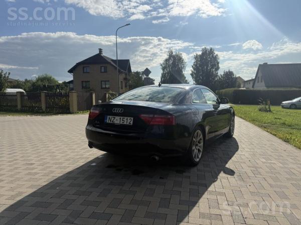 Черный Ауди А5 2008 в Рига, объемом двигателя 3.00 л и пробегом 415 тыс. км за 7000 €, фото 6 на AUTOMOTO.COM.LV