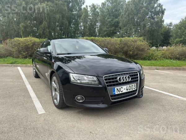 Черный Ауди А5 2008 в Рига, объемом двигателя 2.70 л и пробегом 325 тыс. км за 6990 €, фото 1 на AUTOMOTO.COM.LV