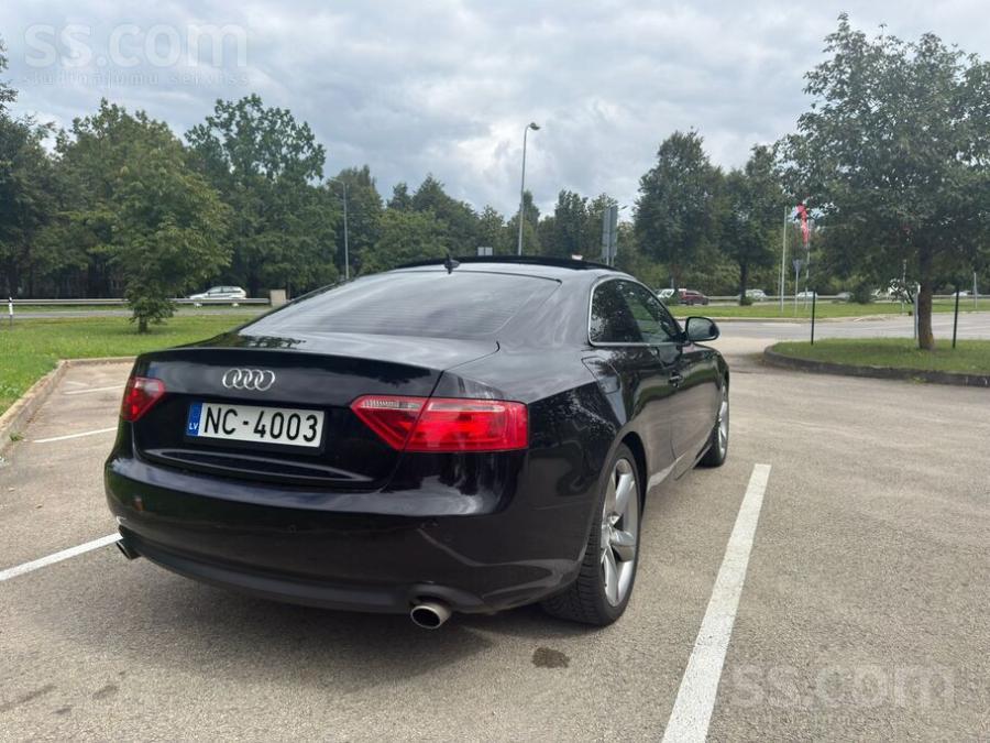 Black Audi A5 2008 in Riga, with an engine capacity of 2.70 L and mileage of 325 thousand km for 6990 €, photo 7 on AUTOMOTO.COM.LV
