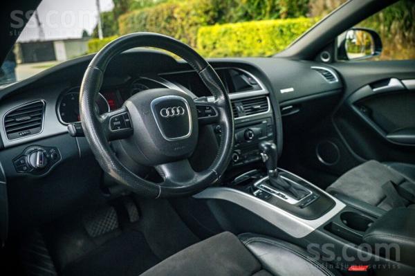 Black Audi A5 2008 in Riga, with an engine capacity of 2.70 L and mileage of 320 thousand km for 3590 €, photo 8 on AUTOMOTO.COM.LV