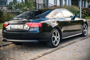 Black Audi A5 2008 in Riga, with an engine capacity of 2.00 L and mileage of 206 thousand km for 3990 €, photo 5 on AUTOMOTO.COM.LV