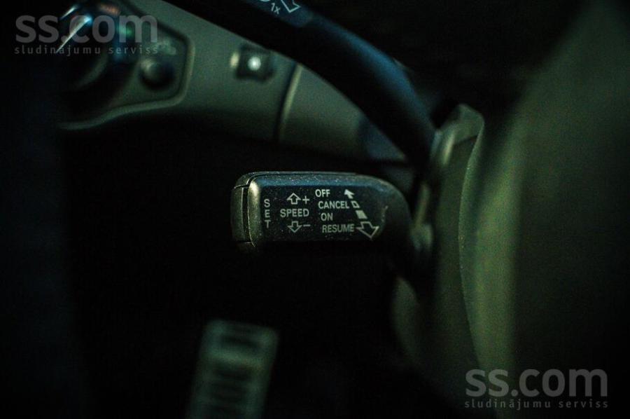 Black Audi A5 2008 in Riga, with an engine capacity of 2.00 L and mileage of 206 thousand km for 3990 €, photo 18 on AUTOMOTO.COM.LV
