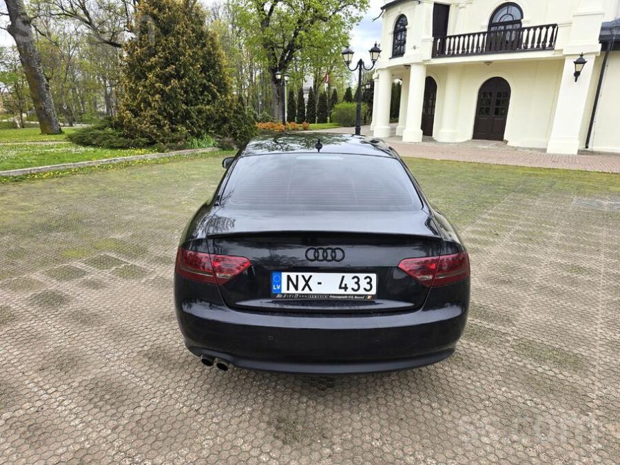 Melns Audi A5 2009 Gulbene, ar dzinēja tilpumu 2.00 L un nobraukumu 278 tūkst. km par 24500 €, foto 5 vietnē AUTOMOTO.COM.LV