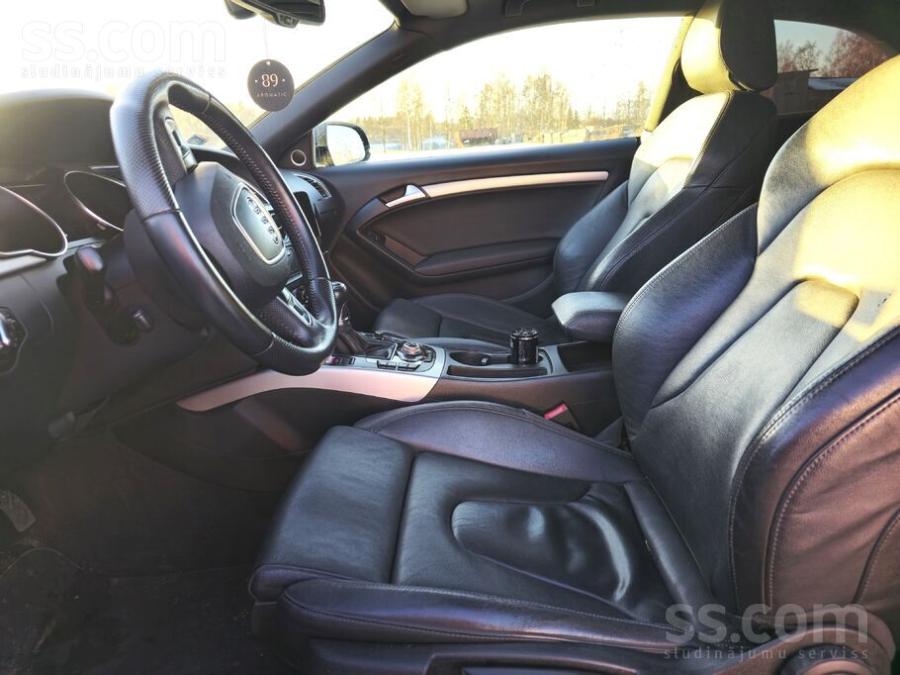 Melns Audi A5 2009 Gulbene, ar dzinēja tilpumu 2.00 L un nobraukumu 278 tūkst. km par 24500 €, foto 14 vietnē AUTOMOTO.COM.LV