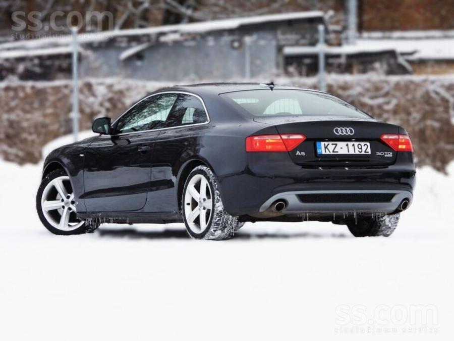 Black Audi A5 2009 in Riga, with an engine capacity of 3.00 L and mileage of 337 thousand km for 7390 €, photo 6 on AUTOMOTO.COM.LV