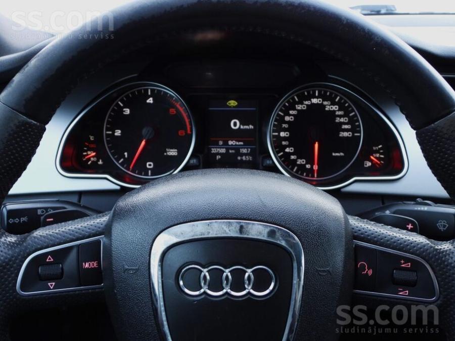 Black Audi A5 2009 in Riga, with an engine capacity of 3.00 L and mileage of 337 thousand km for 7390 €, photo 16 on AUTOMOTO.COM.LV