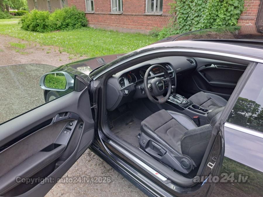 Melns Audi A5 2009 Rakvere, ar dzinēja tilpumu 3.00 L un nobraukumu 305 tūkst. km par 6999 €, foto 6 vietnē AUTOMOTO.COM.LV