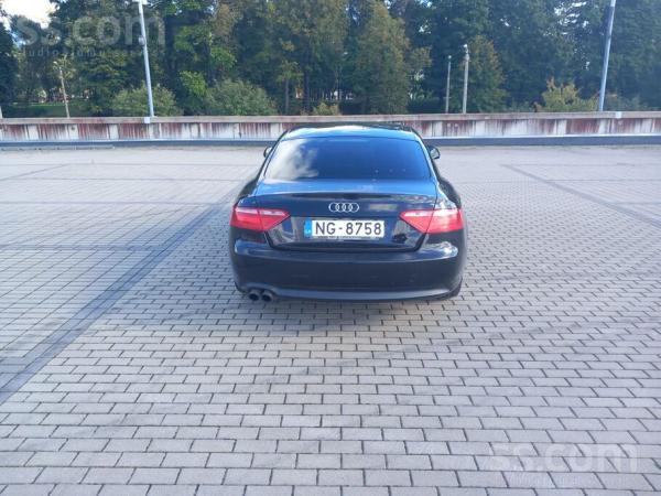 Black Audi A5 2009 in Riga, with an engine capacity of 2.00 L and mileage of 203 thousand km for 5800 €, photo 2 on AUTOMOTO.COM.LV