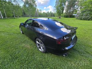 Melns Audi A5 2009 Rīga, ar dzinēja tilpumu 2.00 L un nobraukumu 430 tūkst. km par 5500 €, foto 7 vietnē AUTOMOTO.COM.LV