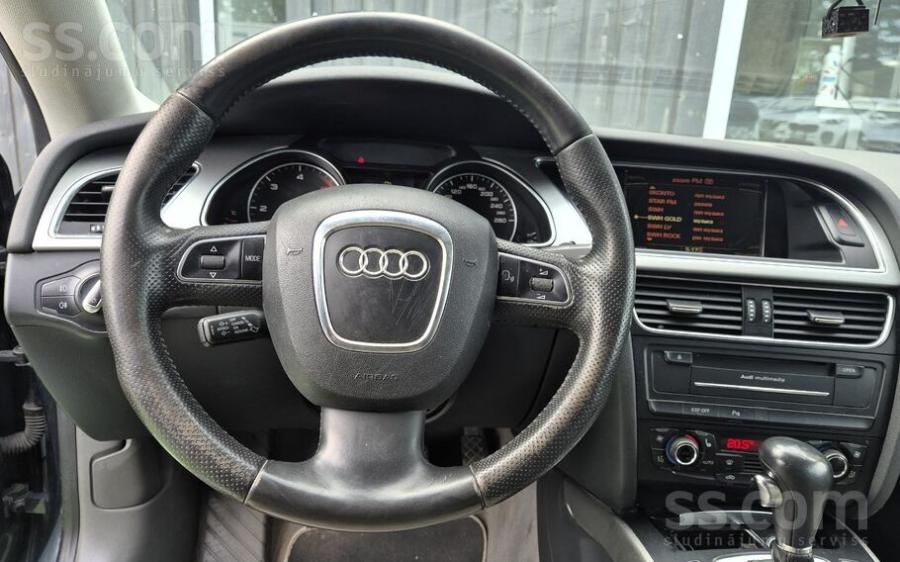 Black Audi A5 2009 in Riga, with an engine capacity of 2.70 L and mileage of 0 thousand km for 6500 €, photo 13 on AUTOMOTO.COM.LV