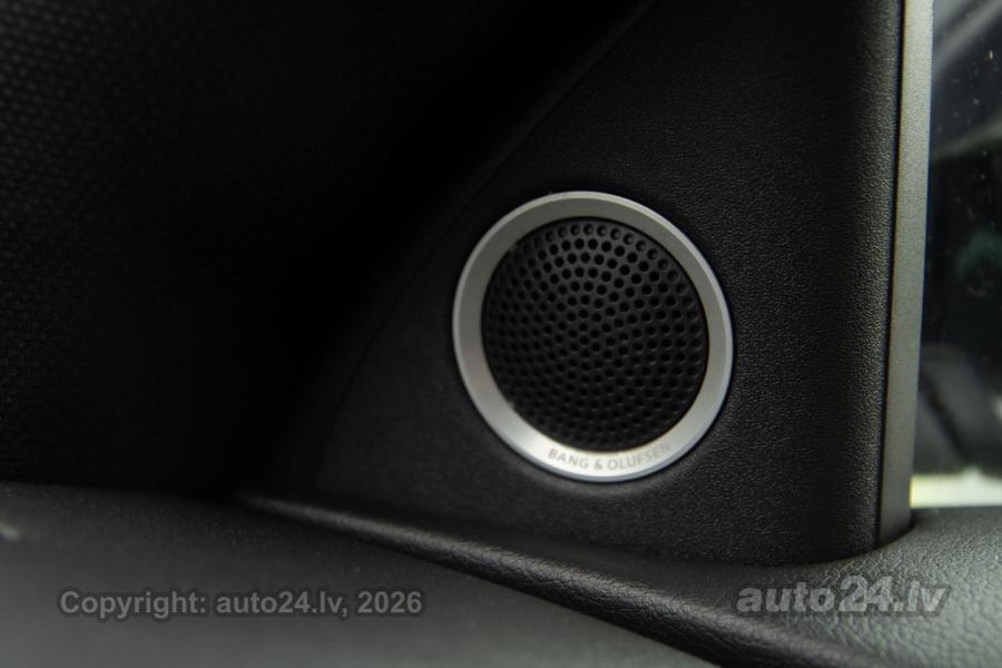Melns Audi A5 2009 Tallina, ar dzinēja tilpumu 2.70 L un nobraukumu 373 tūkst. km par 5700 €, foto 17 vietnē AUTOMOTO.COM.LV