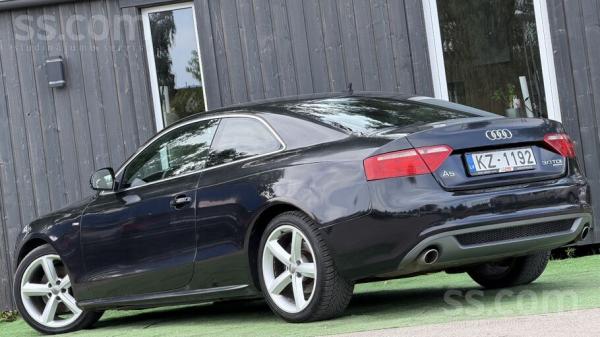 Black Audi A5 2009 in Riga, with an engine capacity of 3.00 L and mileage of 336 thousand km for 6250 €, photo 5 on AUTOMOTO.COM.LV