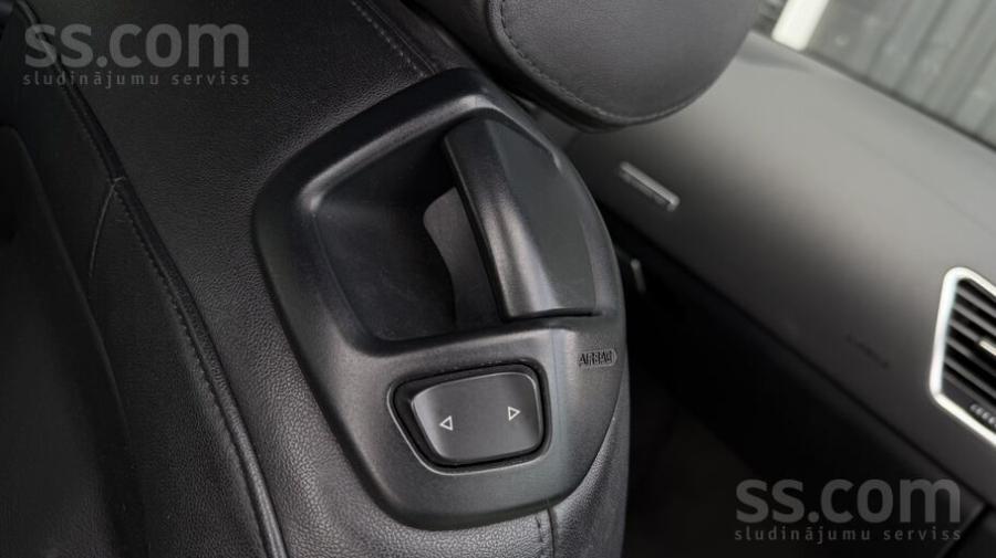 Melns Audi A5 2009 Rīga, ar dzinēja tilpumu 3.00 L un nobraukumu 336 tūkst. km par 6250 €, foto 19 vietnē AUTOMOTO.COM.LV